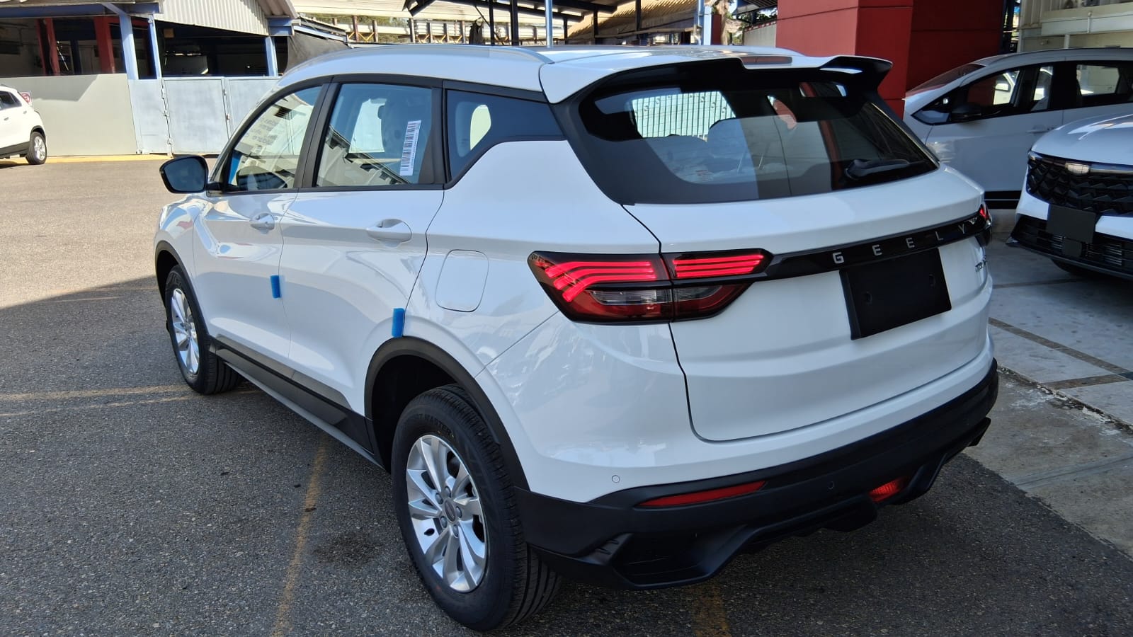 Geely Coolray Neo 2026 - Blanco - El Yaque Motors SRL